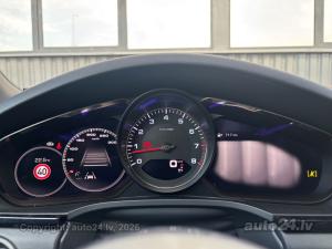Black Porsche Cayenne 2018 in Tallinn, with an engine capacity of 2.90 L and mileage of 148 thousand km for 45900 €, photo 14 on AUTOMOTO.COM.LV