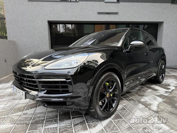 Black Porsche Cayenne 2020 in Tallinn, with an engine capacity of 3.00 L and mileage of 60 thousand km for 69900 €, photo 1 on AUTOMOTO.COM.LV