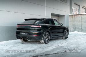 Melns Porsche Cayenne 2023 Tartu, ar dzinēja tilpumu 4.00 L un nobraukumu 33 tūkst. km par 163900 €, foto 2 vietnē AUTOMOTO.COM.LV