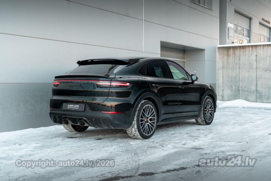 Melns Porsche Cayenne 2023 Tartu, ar dzinēja tilpumu 4.00 L un nobraukumu 33 tūkst. km par 163900 €, foto 2 vietnē AUTOMOTO.COM.LV