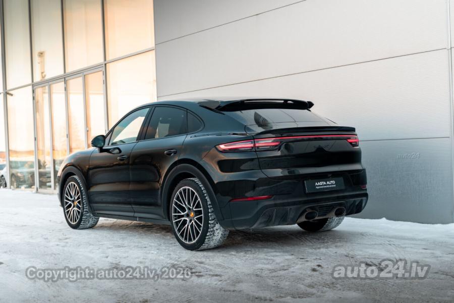 Melns Porsche Cayenne 2023 Tartu, ar dzinēja tilpumu 4.00 L un nobraukumu 33 tūkst. km par 163900 €, foto 23 vietnē AUTOMOTO.COM.LV