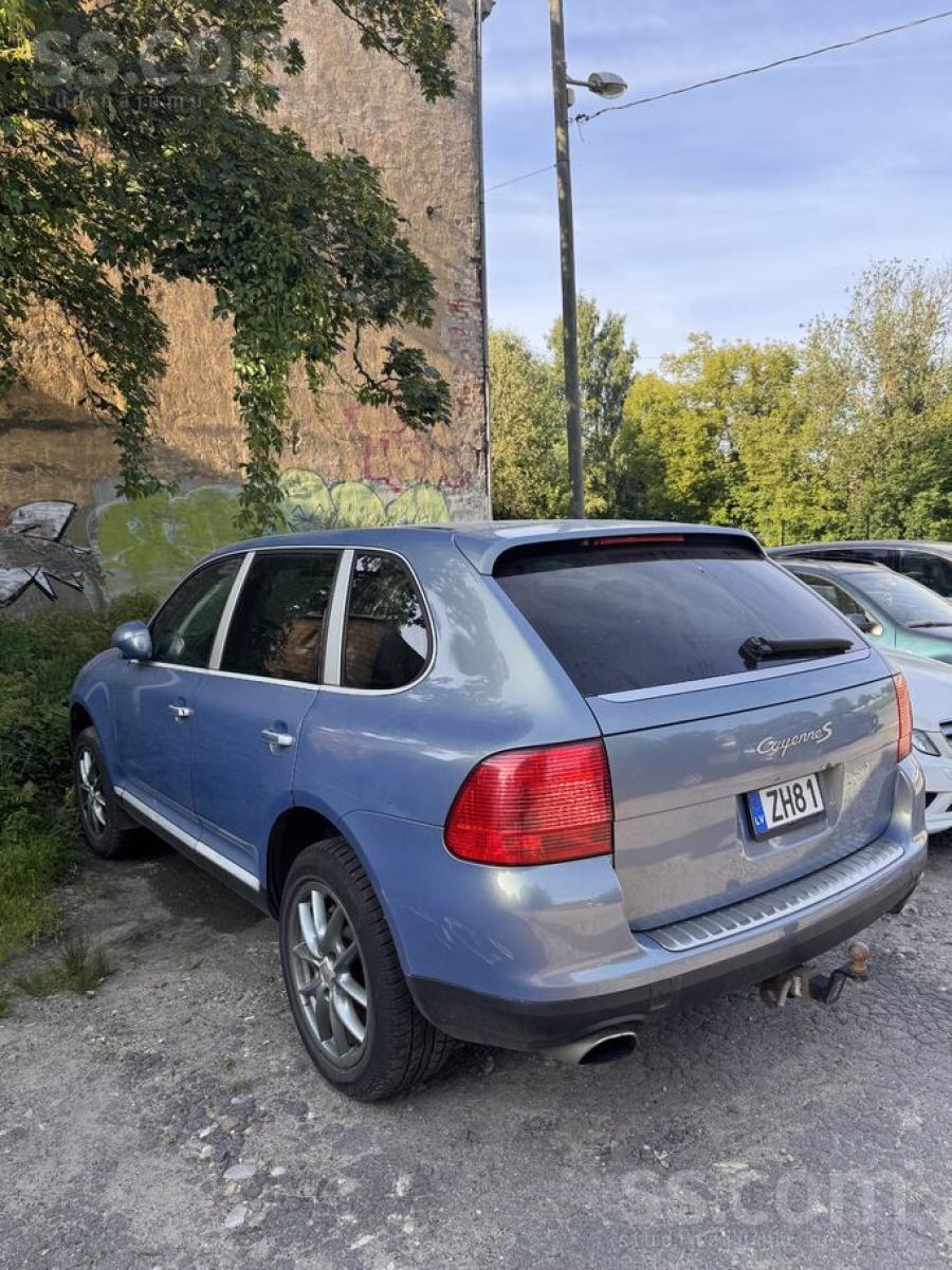 Zils Porsche Cayenne 2004 Rīga, ar dzinēja tilpumu 3.20 L un nobraukumu 225 tūkst. km par 2850 €, foto 1 vietnē AUTOMOTO.COM.LV