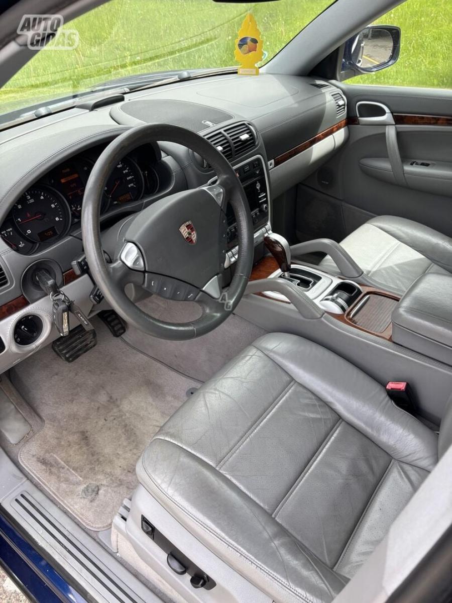 Zils Porsche Cayenne 2009 Utena, ar dzinēja tilpumu 3.00 L un nobraukumu 266 tūkst. km par 7950 €, foto 10 vietnē AUTOMOTO.COM.LV