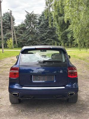 Blue Porsche Cayenne 2009 in Utena, with an engine capacity of 2.97 L and mileage of 266 thousand km for 7750 €, photo 6 on AUTOMOTO.COM.LV