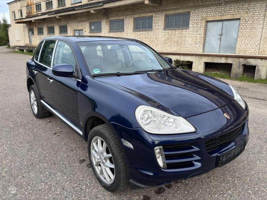Zils Porsche Cayenne 2009 Utena, ar dzinēja tilpumu 2.97 L un nobraukumu 266 tūkst. km par 7850 €, foto 8 vietnē AUTOMOTO.COM.LV