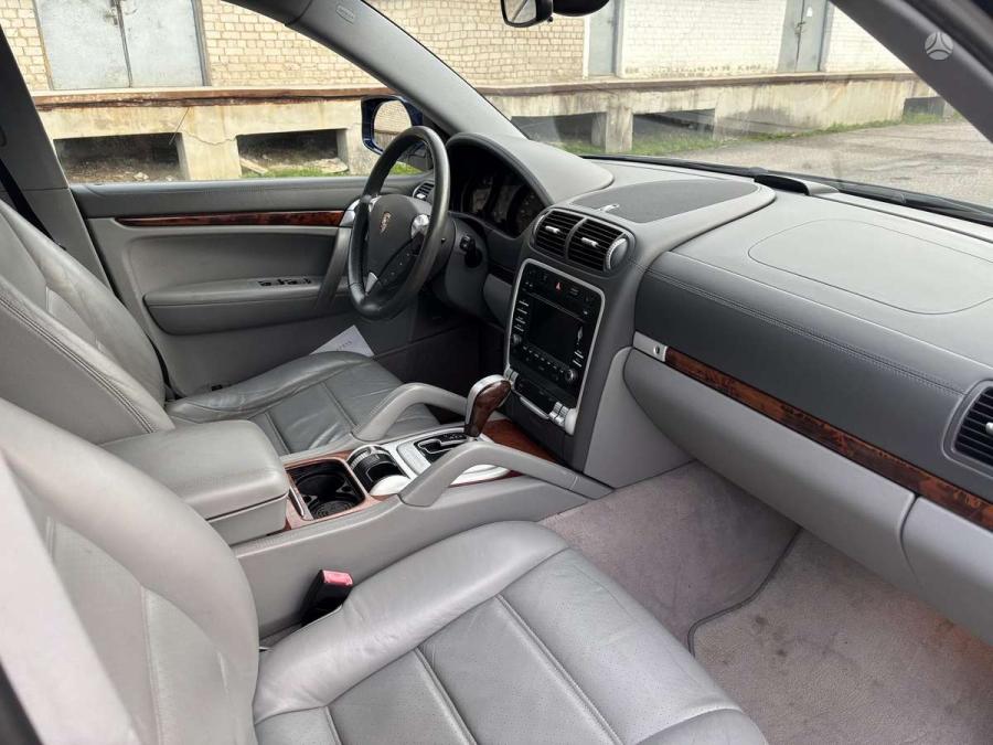 Zils Porsche Cayenne 2009 Utena, ar dzinēja tilpumu 2.97 L un nobraukumu 266 tūkst. km par 7850 €, foto 13 vietnē AUTOMOTO.COM.LV