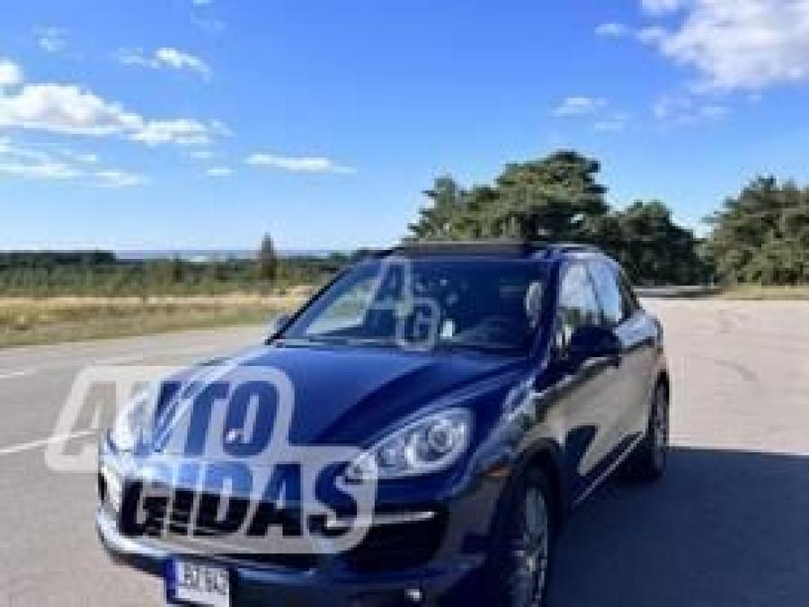 Blue Porsche Cayenne 2012 in Vilnius, with an engine capacity of 4.80 L and mileage of 184 thousand km for 14999 €, photo 1 on AUTOMOTO.COM.LV