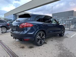Blue Porsche Cayenne 2012 in Vilnius, with an engine capacity of 3.60 L and mileage of 300 thousand km for 8099 €, photo 6 on AUTOMOTO.COM.LV