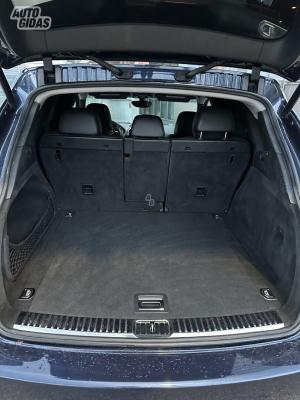 Blue Porsche Cayenne 2012 in Vilnius, with an engine capacity of 3.60 L and mileage of 300 thousand km for 8099 €, photo 17 on AUTOMOTO.COM.LV