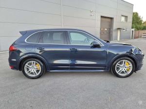 Zils Porsche Cayenne 2013 Mažeikiai, ar dzinēja tilpumu 4.13 L un nobraukumu 186 tūkst. km par 11900 €, foto 4 vietnē AUTOMOTO.COM.LV