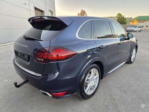 Zils Porsche Cayenne 2013 Mažeikiai, ar dzinēja tilpumu 4.13 L un nobraukumu 186 tūkst. km par 11900 €, foto 5 vietnē AUTOMOTO.COM.LV
