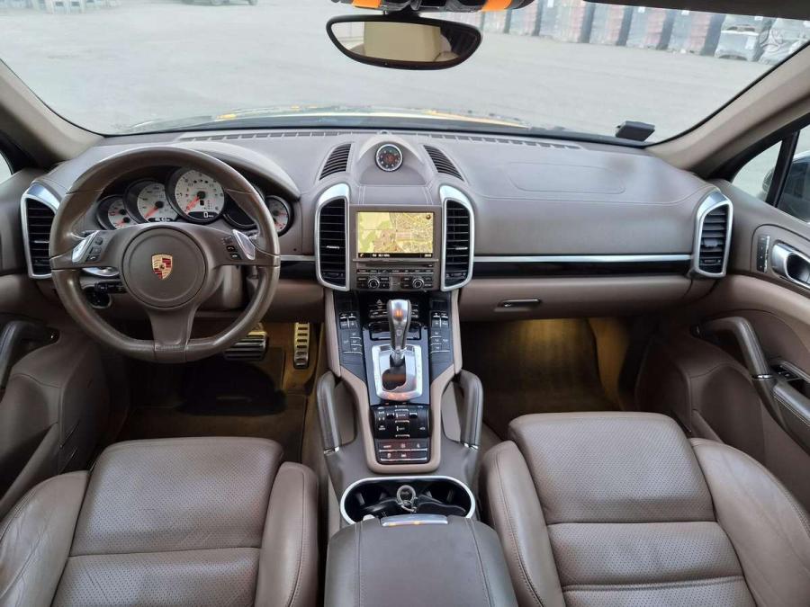 Zils Porsche Cayenne 2013 Mažeikiai, ar dzinēja tilpumu 4.13 L un nobraukumu 186 tūkst. km par 11900 €, foto 10 vietnē AUTOMOTO.COM.LV