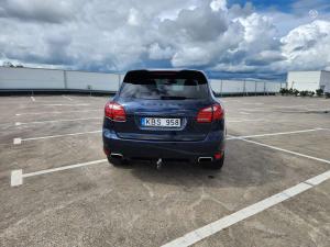 Zils Porsche Cayenne 2013 Šauļi, ar dzinēja tilpumu 4.13 L un nobraukumu 354 tūkst. km par 13900 €, foto 6 vietnē AUTOMOTO.COM.LV
