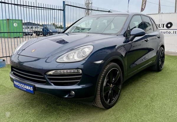 Zils Porsche Cayenne 2013 Panevēža, ar dzinēja tilpumu 4.13 L un nobraukumu 335 tūkst. km par 17900 €, foto 1 vietnē AUTOMOTO.COM.LV