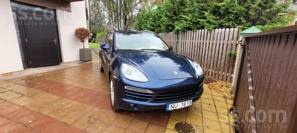Zils Porsche Cayenne 2013 Rīga, ar dzinēja tilpumu 3.00 L un nobraukumu 211 tūkst. km par 18800 €, foto 5 vietnē AUTOMOTO.COM.LV