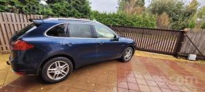 Zils Porsche Cayenne 2013 Rīga, ar dzinēja tilpumu 3.00 L un nobraukumu 211 tūkst. km par 18800 €, foto  vietnē AUTOMOTO.COM.LV