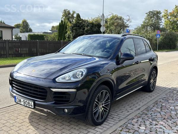 Zils Porsche Cayenne 2014 Rīga, ar dzinēja tilpumu 4.20 L un nobraukumu 322 tūkst. km par 27500 €, foto 6 vietnē AUTOMOTO.COM.LV
