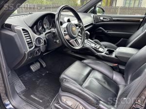 Zils Porsche Cayenne 2014 Rīga, ar dzinēja tilpumu 4.20 L un nobraukumu 322 tūkst. km par 27500 €, foto 13 vietnē AUTOMOTO.COM.LV