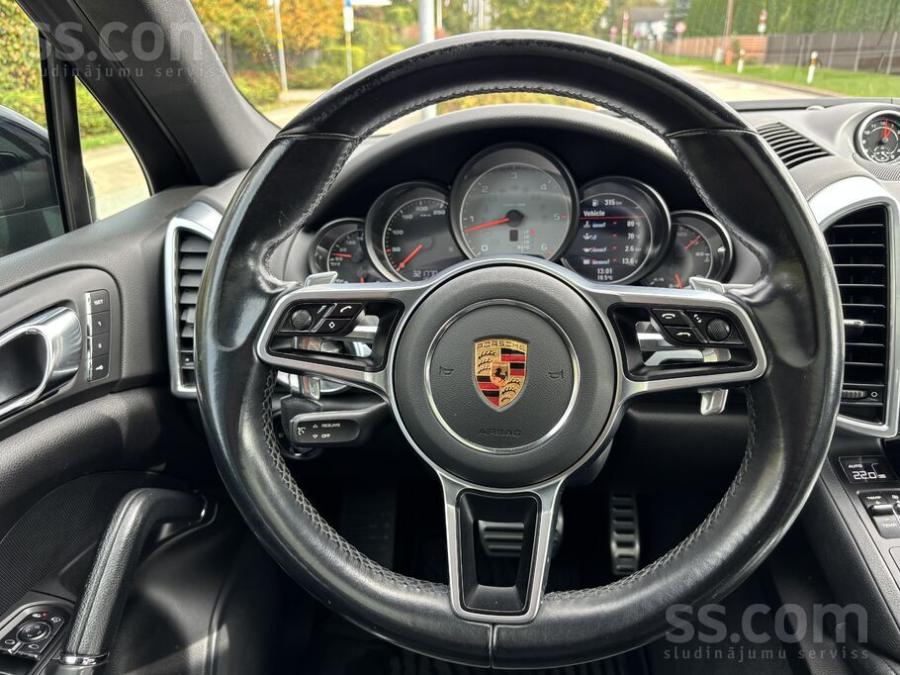 Zils Porsche Cayenne 2014 Rīga, ar dzinēja tilpumu 4.20 L un nobraukumu 322 tūkst. km par 27500 €, foto 15 vietnē AUTOMOTO.COM.LV