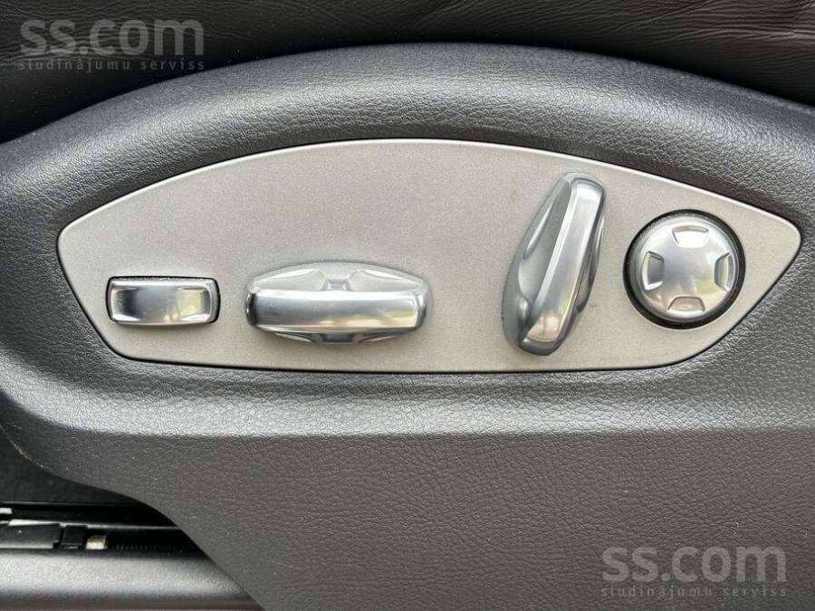 Zils Porsche Cayenne 2014 Rīga, ar dzinēja tilpumu 4.20 L un nobraukumu 322 tūkst. km par 27500 €, foto 19 vietnē AUTOMOTO.COM.LV