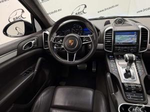Zils Porsche Cayenne 2015 Viļņa, ar dzinēja tilpumu 4.81 L un nobraukumu 126 tūkst. km par 26900 €, foto 17 vietnē AUTOMOTO.COM.LV