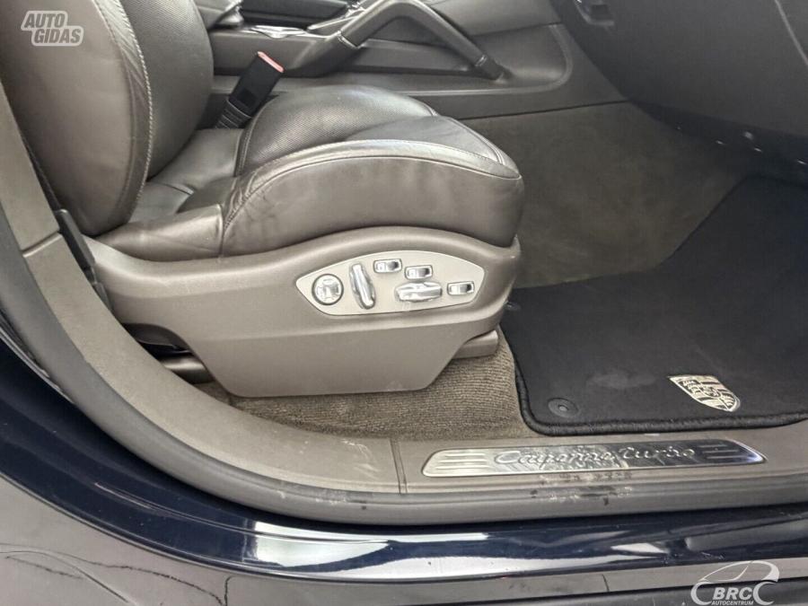 Синий Порше Каен 2015 в Авиженяй, объемом двигателя 4.80 л и пробегом 130 тыс. км за 26900 €, фото 7 на AUTOMOTO.COM.LV