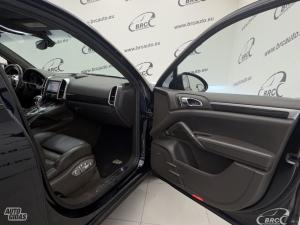 Синий Порше Каен 2015 в Авиженяй, объемом двигателя 4.80 л и пробегом 130 тыс. км за 26900 €, фото 9 на AUTOMOTO.COM.LV