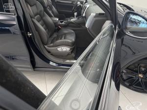 Синий Порше Каен 2015 в Авиженяй, объемом двигателя 4.80 л и пробегом 130 тыс. км за 26900 €, фото 10 на AUTOMOTO.COM.LV