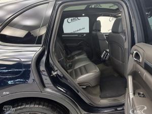 Синий Порше Каен 2015 в Авиженяй, объемом двигателя 4.80 л и пробегом 130 тыс. км за 26900 €, фото 12 на AUTOMOTO.COM.LV