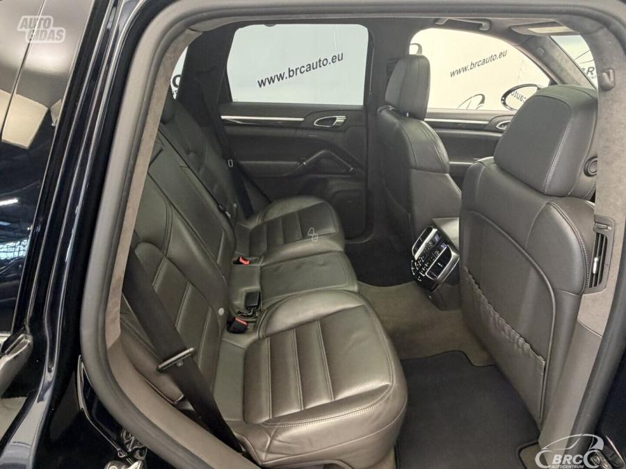 Синий Порше Каен 2015 в Авиженяй, объемом двигателя 4.80 л и пробегом 130 тыс. км за 26900 €, фото 13 на AUTOMOTO.COM.LV
