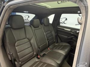 Синий Порше Каен 2015 в Авиженяй, объемом двигателя 4.80 л и пробегом 130 тыс. км за 26900 €, фото 14 на AUTOMOTO.COM.LV