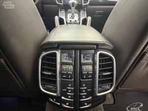 Синий Порше Каен 2015 в Авиженяй, объемом двигателя 4.80 л и пробегом 130 тыс. км за 26900 €, фото 16 на AUTOMOTO.COM.LV