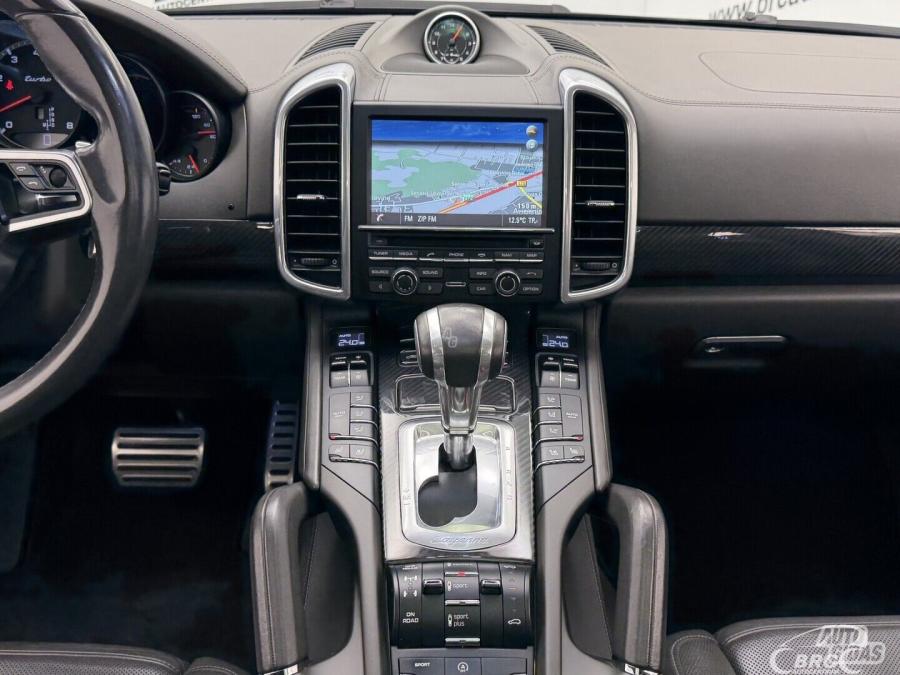 Синий Порше Каен 2015 в Авиженяй, объемом двигателя 4.80 л и пробегом 130 тыс. км за 26900 €, фото 18 на AUTOMOTO.COM.LV