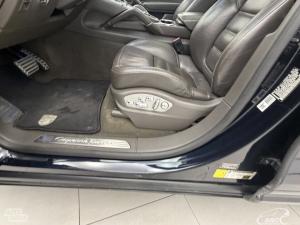 Синий Порше Каен 2015 в Авиженяй, объемом двигателя 4.80 л и пробегом 130 тыс. км за 26900 €, фото 26 на AUTOMOTO.COM.LV