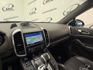 Синий Порше Каен 2015 в Авиженяй, объемом двигателя 4.80 л и пробегом 130 тыс. км за 26900 €, фото 31 на AUTOMOTO.COM.LV