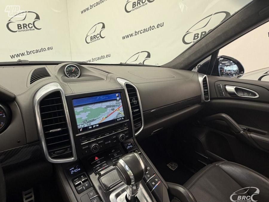 Синий Порше Каен 2015 в Авиженяй, объемом двигателя 4.80 л и пробегом 130 тыс. км за 26900 €, фото 31 на AUTOMOTO.COM.LV