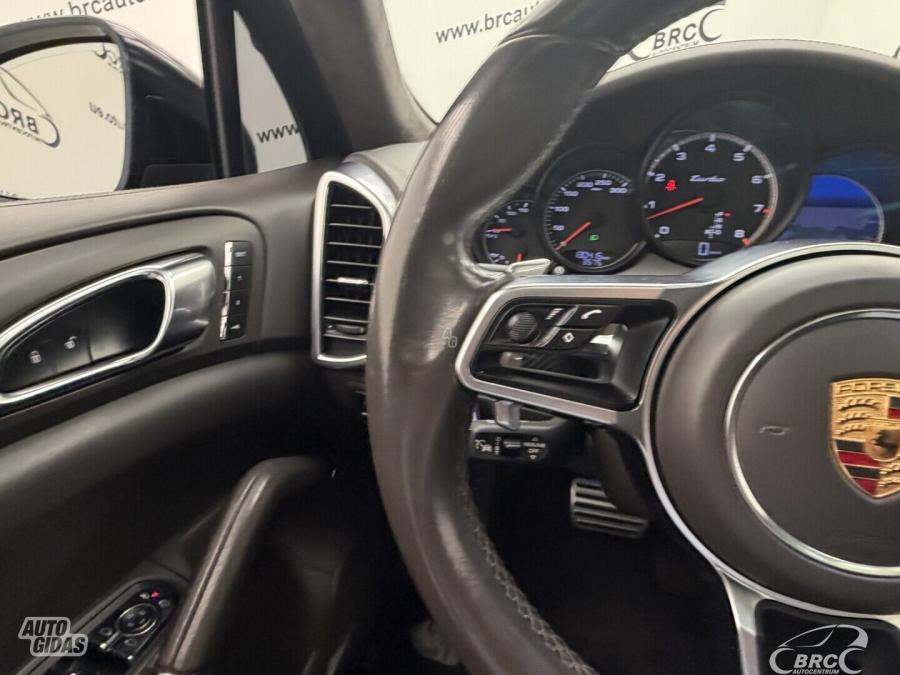 Синий Порше Каен 2015 в Авиженяй, объемом двигателя 4.80 л и пробегом 130 тыс. км за 26900 €, фото 35 на AUTOMOTO.COM.LV