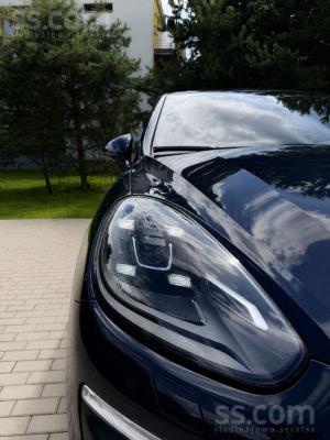 Blue Porsche Cayenne 2015 in Riga, with an engine capacity of 3.00 L and mileage of 176 thousand km for 29900 €, photo 11 on AUTOMOTO.COM.LV