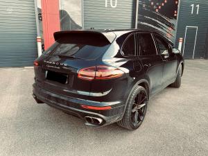 Blue Porsche Cayenne 2015 in Kaunas, with an engine capacity of 4.81 L and mileage of 134 thousand km for 24900 €, photo 10 on AUTOMOTO.COM.LV
