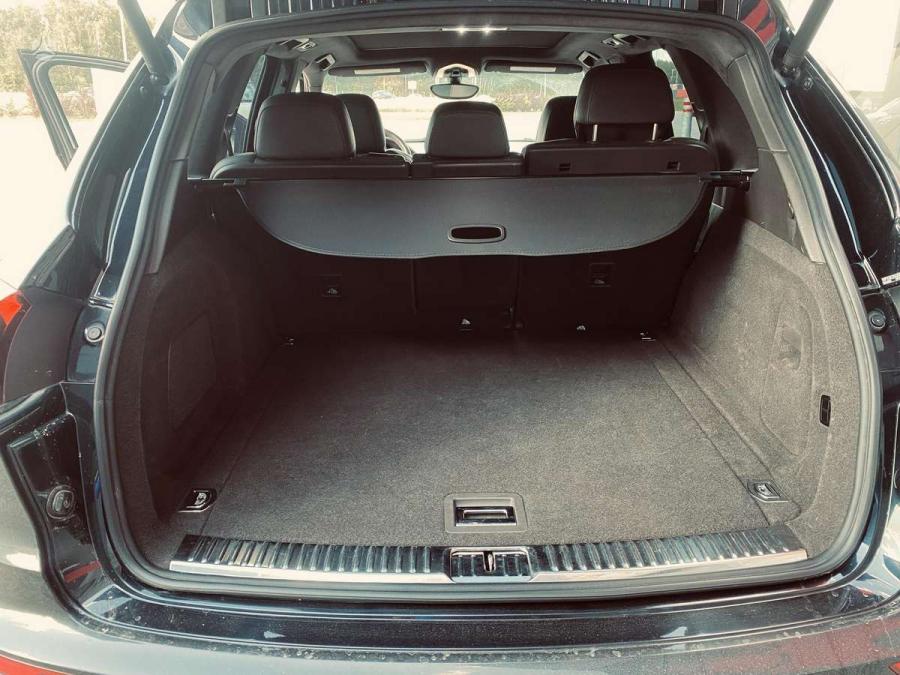 Blue Porsche Cayenne 2015 in Kaunas, with an engine capacity of 4.81 L and mileage of 134 thousand km for 24900 €, photo 20 on AUTOMOTO.COM.LV