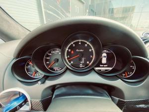 Blue Porsche Cayenne 2015 in Kaunas, with an engine capacity of 4.81 L and mileage of 134 thousand km for 24900 €, photo 29 on AUTOMOTO.COM.LV