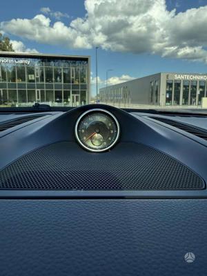 Blue Porsche Cayenne 2016 in Vilnius, with an engine capacity of 3.60 L and mileage of 248 thousand km for 18900 €, photo 16 on AUTOMOTO.COM.LV
