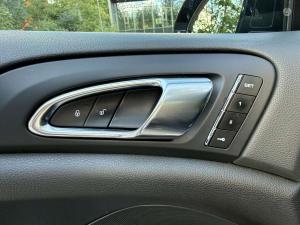 Blue Porsche Cayenne 2016 in Vilnius, with an engine capacity of 3.60 L and mileage of 248 thousand km for 18900 €, photo 18 on AUTOMOTO.COM.LV