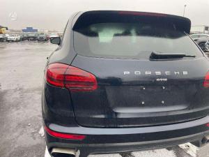 Zils Porsche Cayenne 2016 Šauļi, ar dzinēja tilpumu 3.60 L un nobraukumu 204 tūkst. km par 9950 €, foto 5 vietnē AUTOMOTO.COM.LV