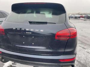 Zils Porsche Cayenne 2016 Šauļi, ar dzinēja tilpumu 3.60 L un nobraukumu 204 tūkst. km par 9950 €, foto 32 vietnē AUTOMOTO.COM.LV