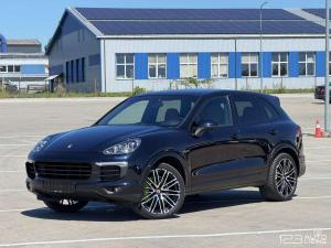Zils Porsche Cayenne 2017 Tauragė, ar dzinēja tilpumu 3.00 L un nobraukumu 124 tūkst. km par 25500 €, foto  vietnē AUTOMOTO.COM.LV