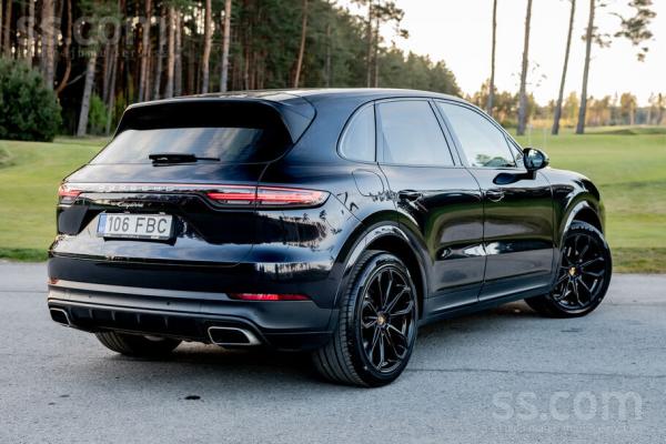 Blue Porsche Cayenne 2018 in Tallinn, with an engine capacity of 3.00 L and mileage of 220 thousand km for 33900 €, photo 6 on AUTOMOTO.COM.LV