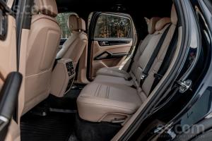 Синий Порше Каен 2018 в Таллин, объемом двигателя 3.00 л и пробегом 220 тыс. км за 33900 €, фото 30 на AUTOMOTO.COM.LV