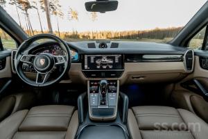 Синий Порше Каен 2018 в Таллин, объемом двигателя 3.00 л и пробегом 220 тыс. км за 33900 €, фото 36 на AUTOMOTO.COM.LV