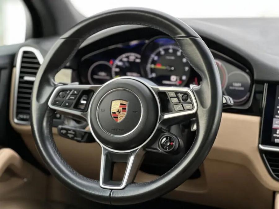 Синий Порше Каен 2018 в Рига, объемом двигателя 3.00 л и пробегом 170 тыс. км за 52900 €, фото 20 на AUTOMOTO.COM.LV